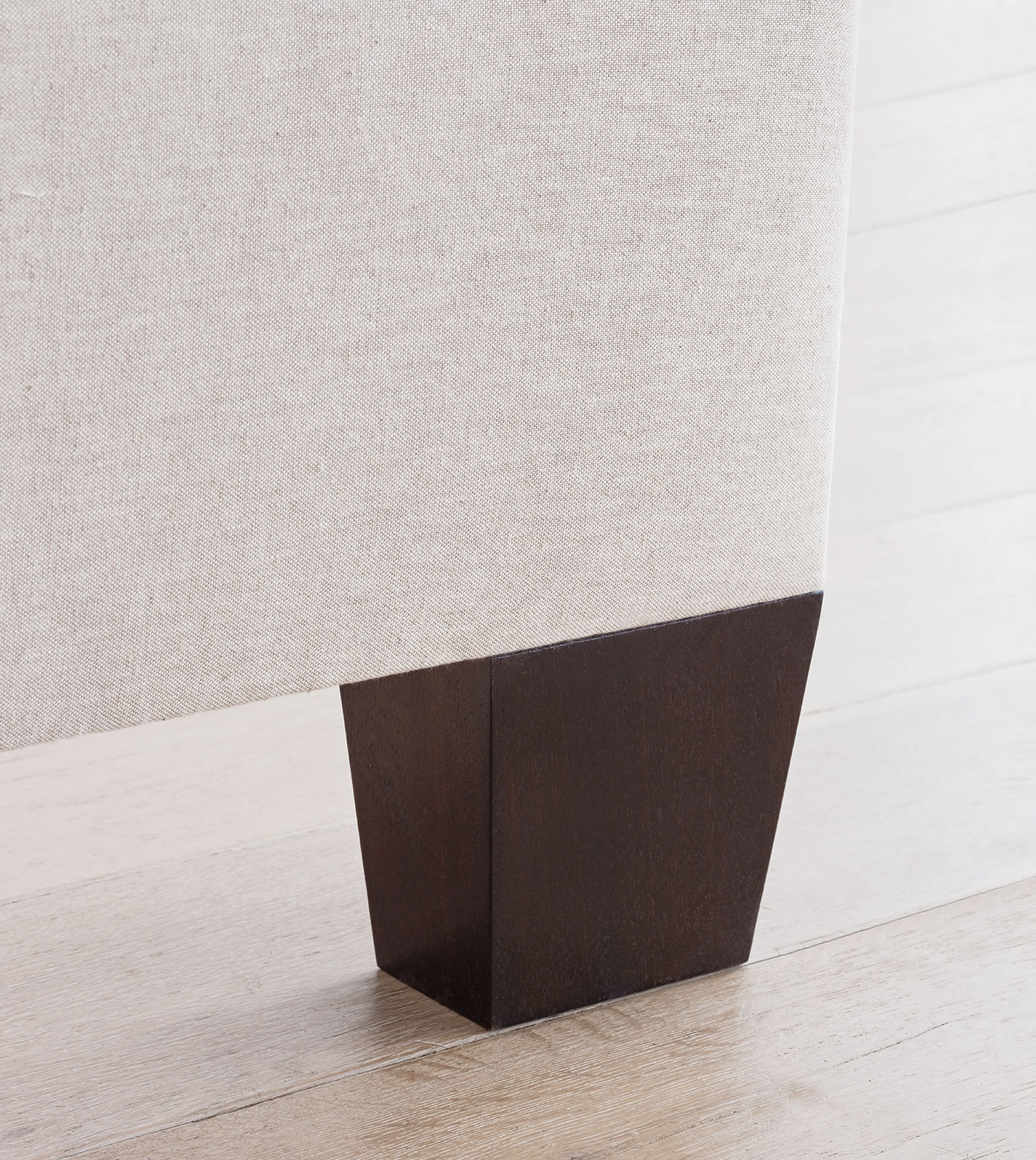 Vienna Button Tufted Collection | Eastern Accents