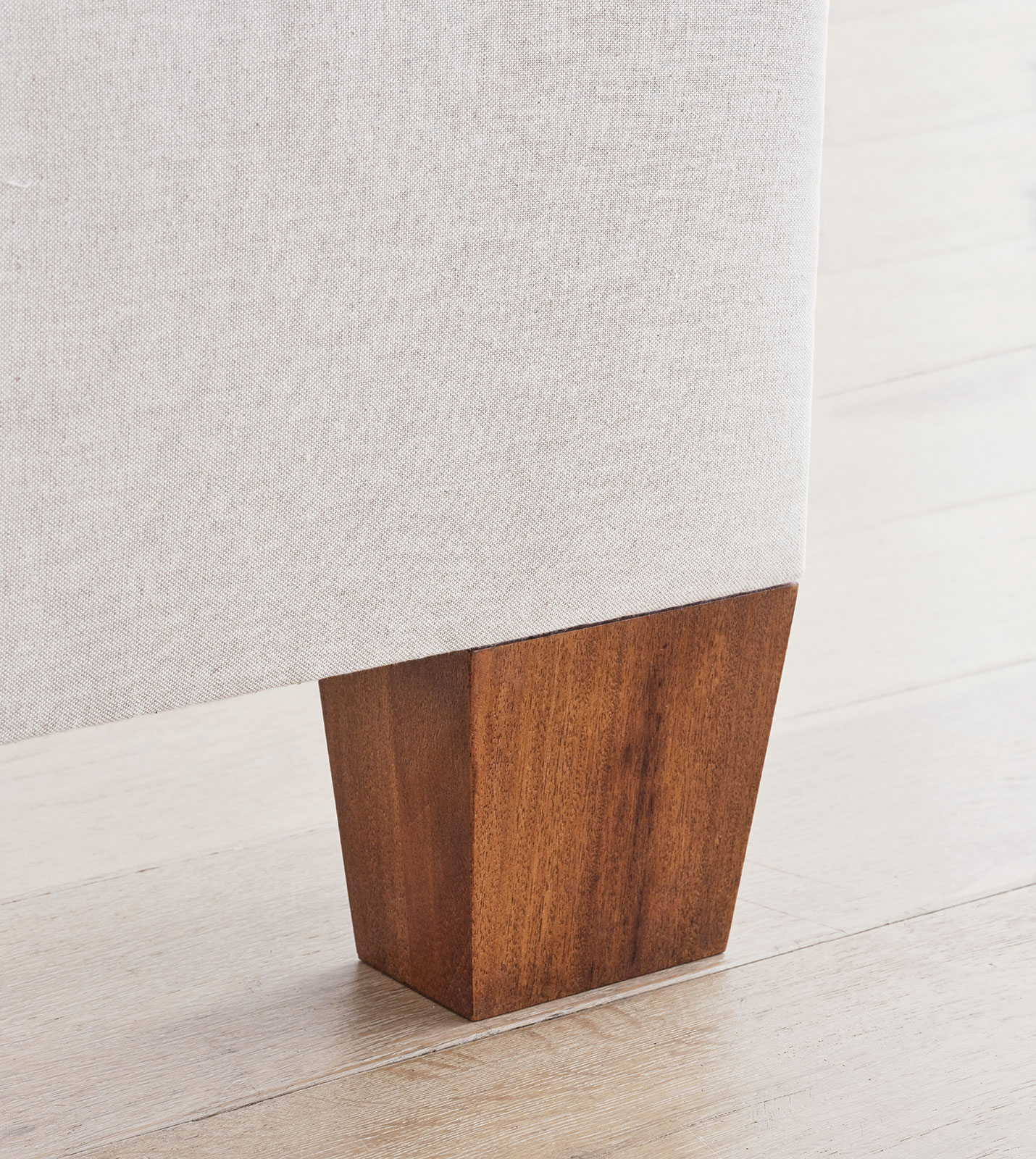 Vienna Button Tufted Collection | Eastern Accents