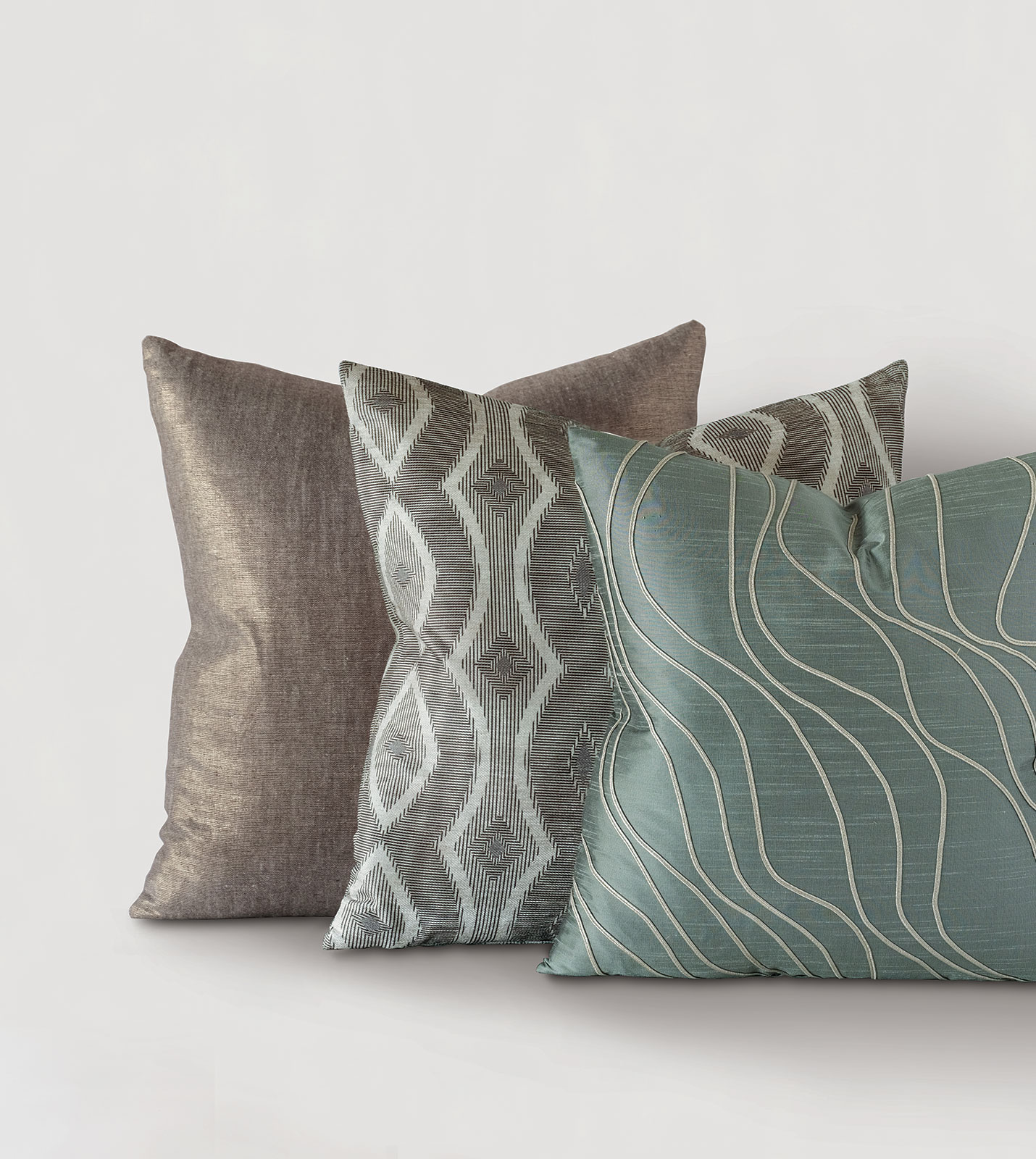Echo Ogee Decorative Pillow | Eastern Accents