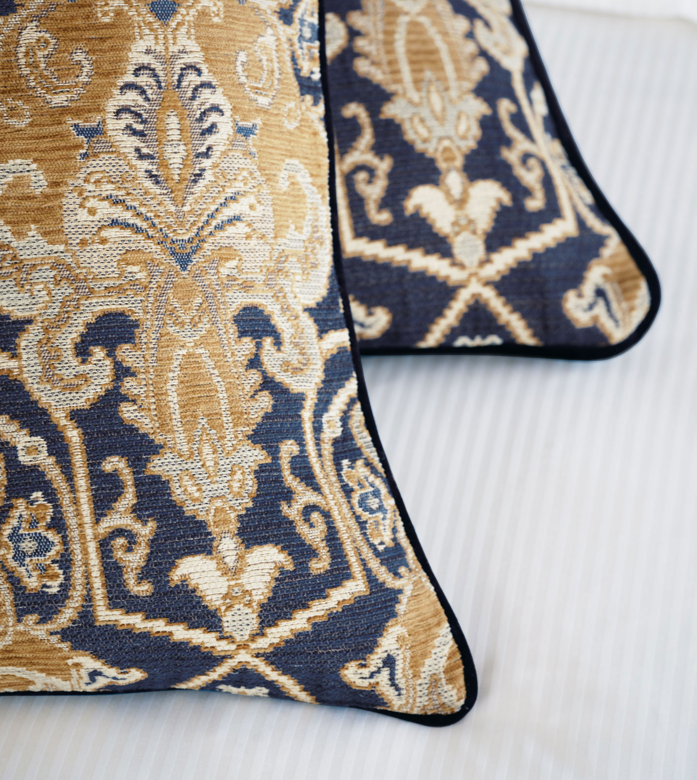 Arthur Ochre With Small Welt | Eastern Accents