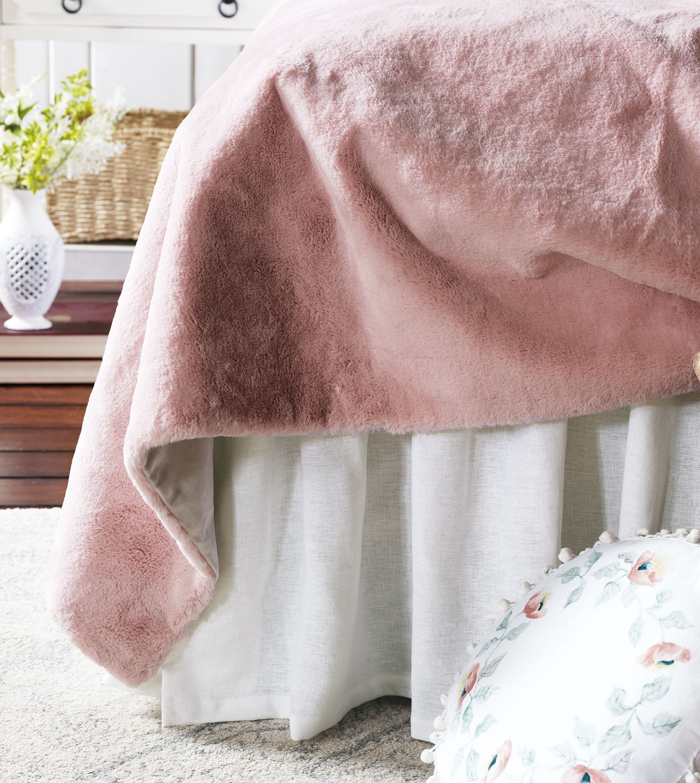 Spectator Faux Fur Throw | Eastern Accents
