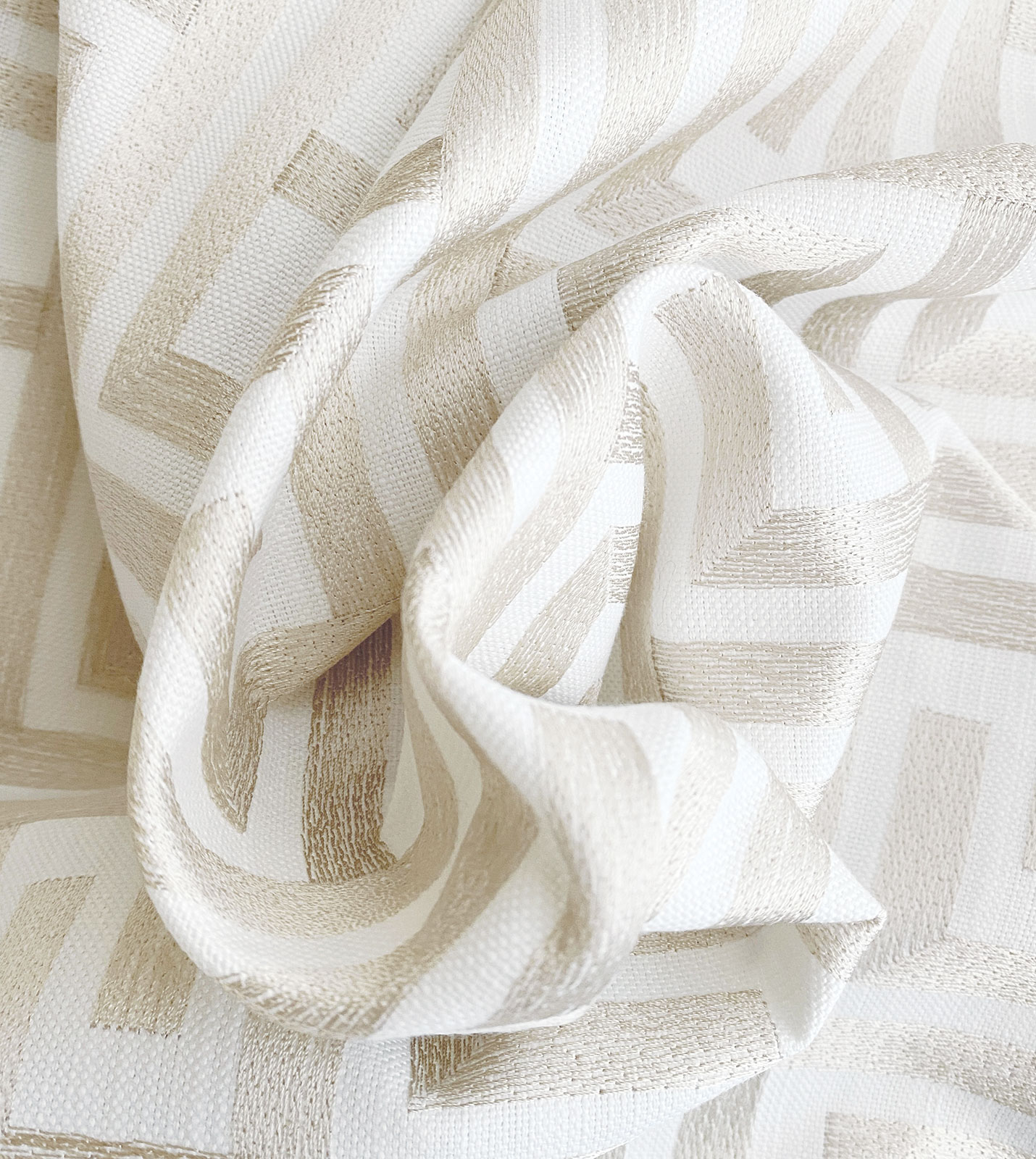 Paros Champagne | Eastern Accents