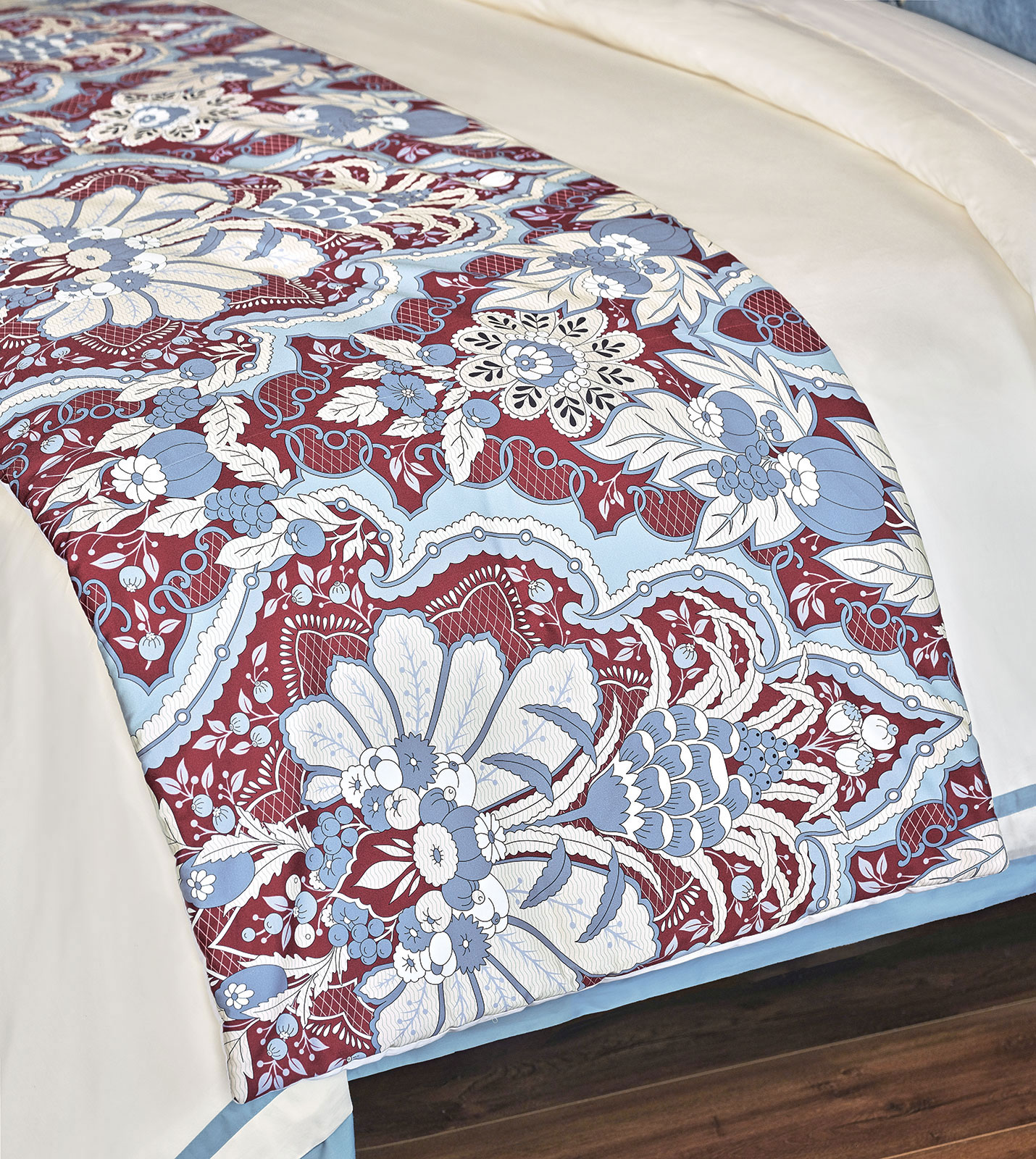 Giorgina Damask Bed Scarf | Eastern Accents